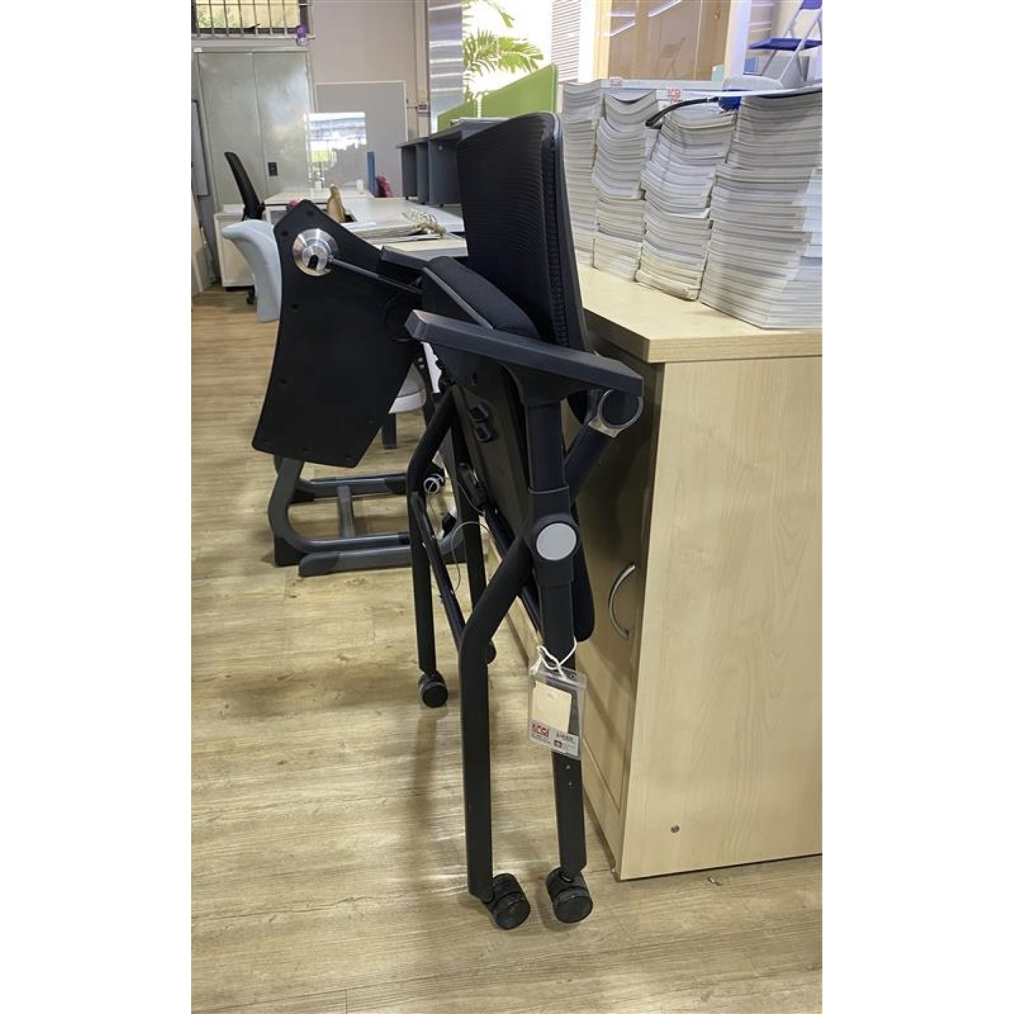 KI-DX844 Folding Table with Armrest + Tablet